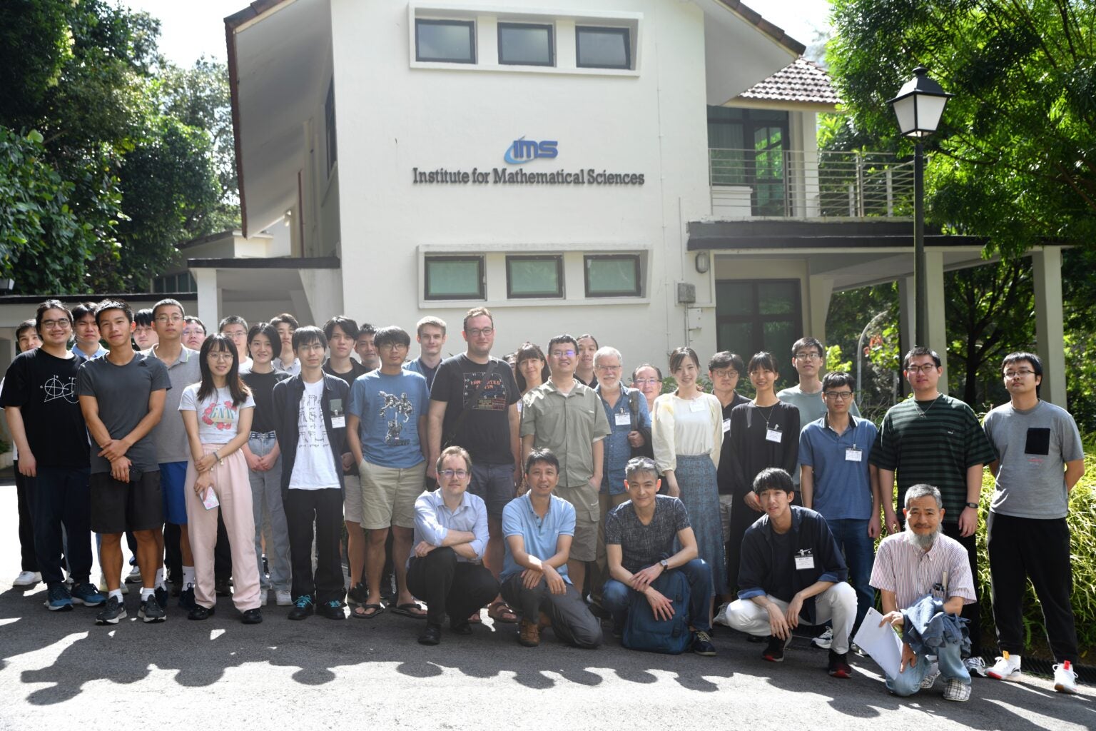 Random Interacting Systems Scaling Limits And Universality Institute For Mathematical Science